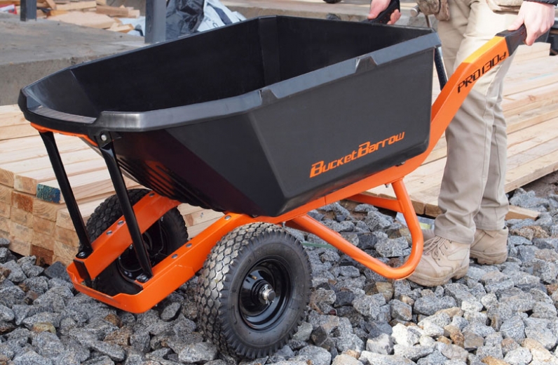PRO130d – Bucketbarrow